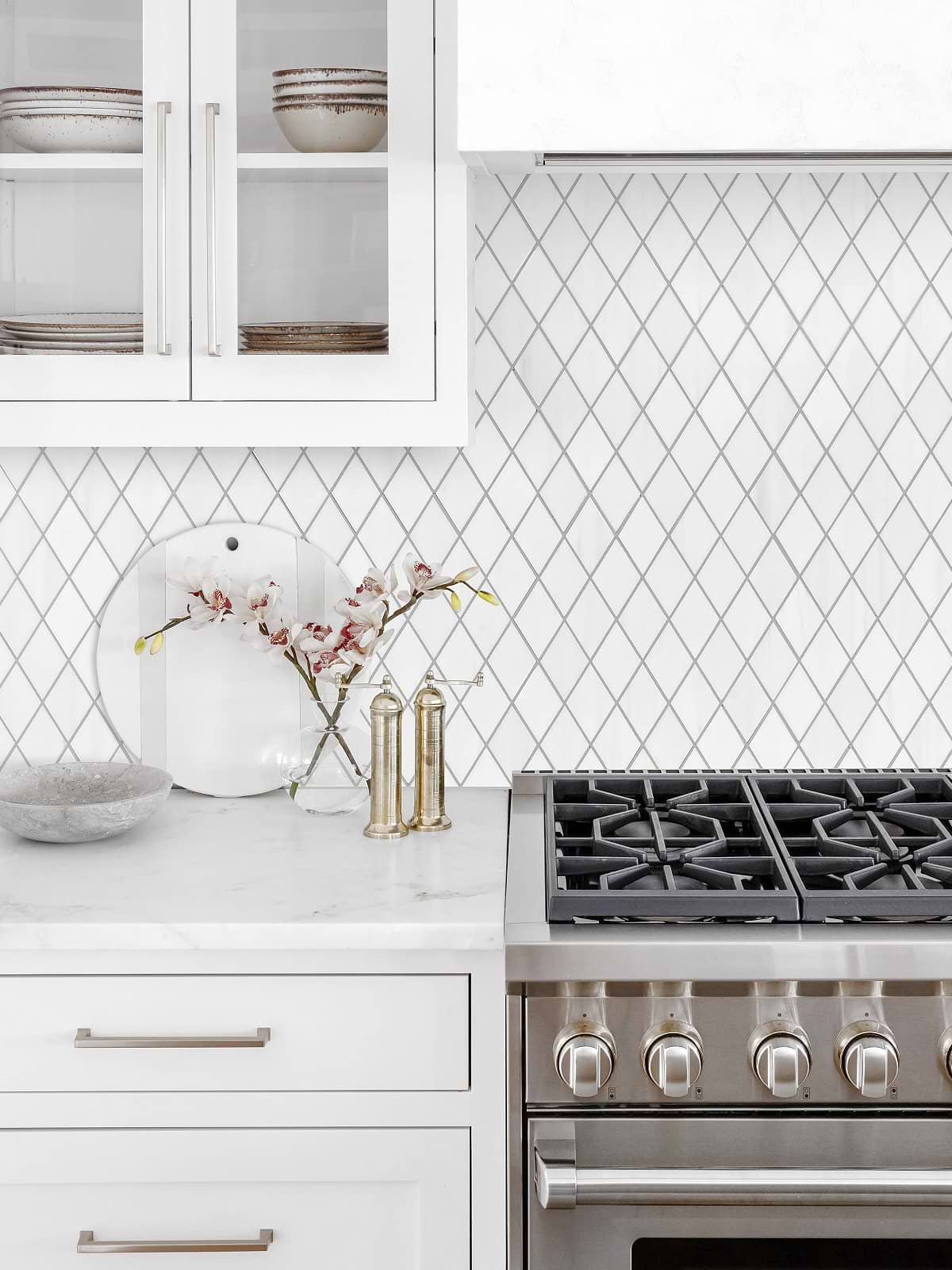 White Diamond Marble Mosaic Backsplash Tile - Pure White