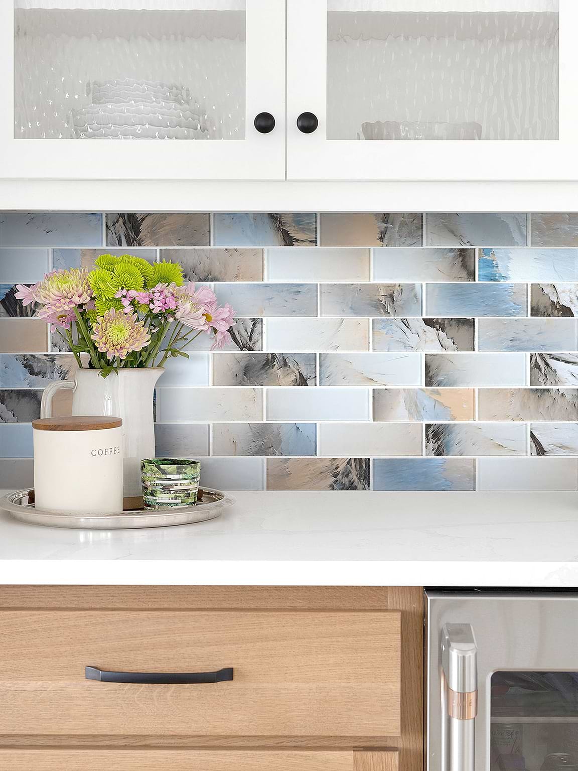 20+ Subway Tiles for Kitchen Backsplash (CLASSIC & STYLISH)