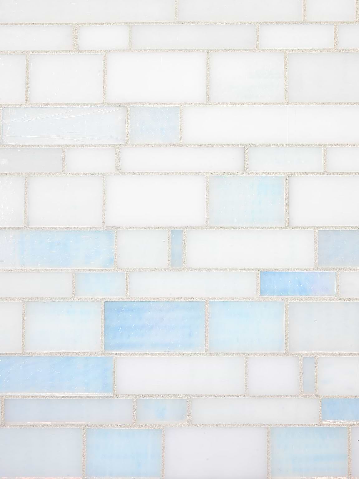White & Iridescent Blue Glass Tile – Coastal Mosaic Look - BA7016