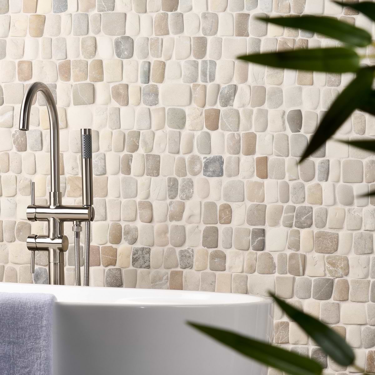 pebble stone tile backsplash