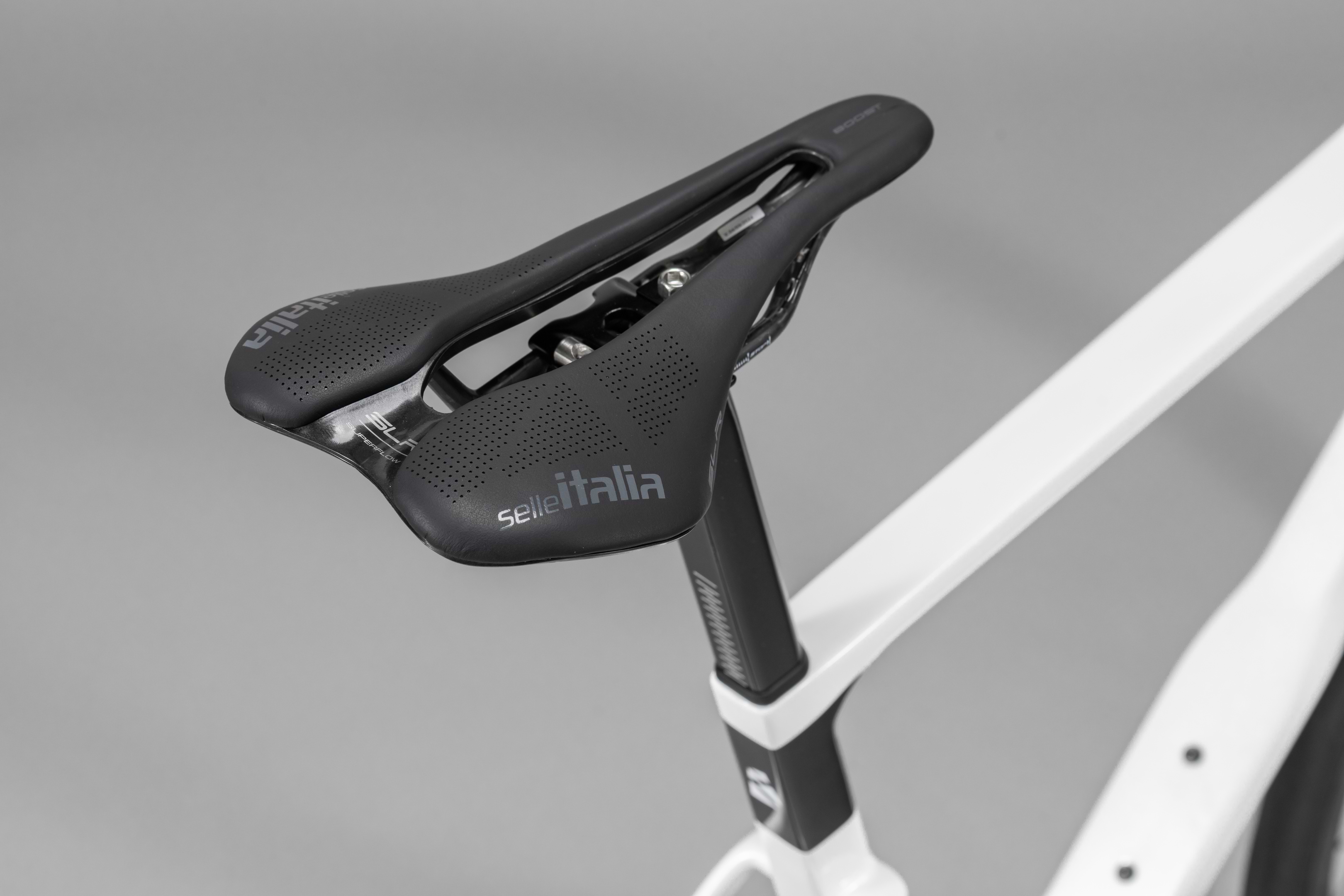 Ribble ULTRA-RACE - SRAM Red eTap AXS | Ribble Cycles