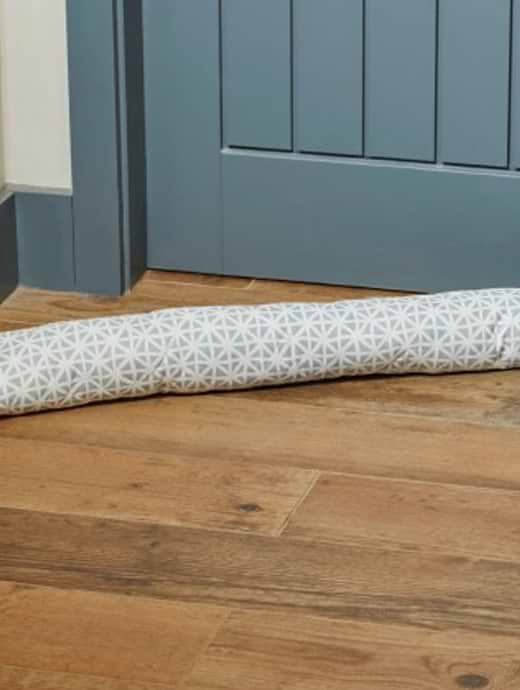 triangle draught excluder