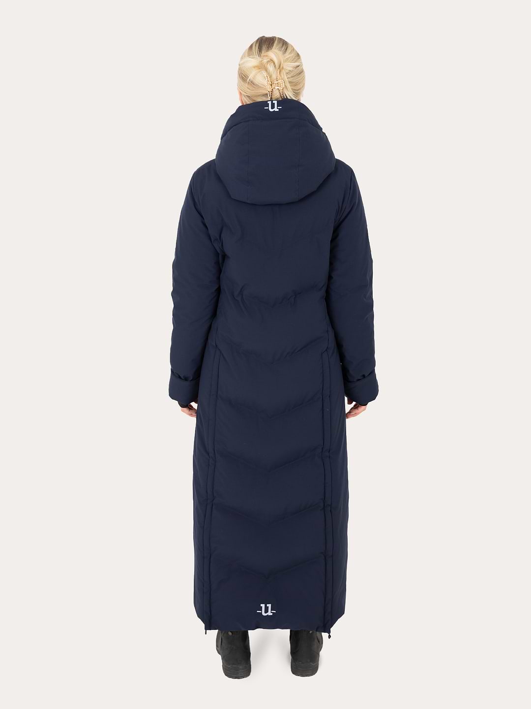 Frost Extended – Extra-Long Winter Coat for Equestrians and Outdoor ...