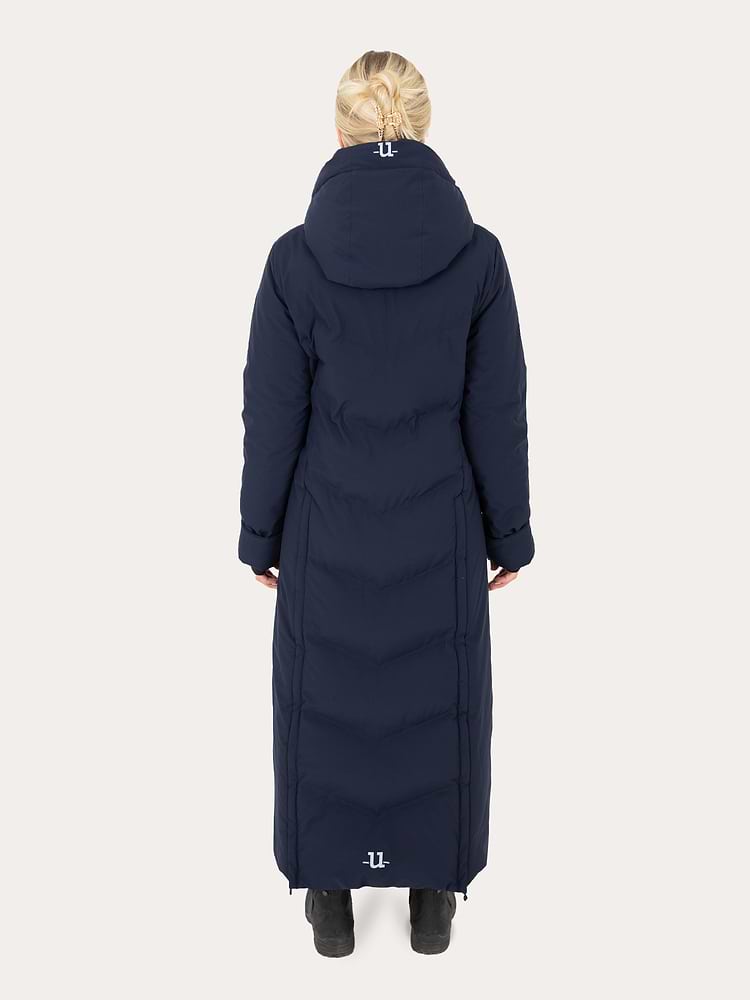 Frost Extended – Extra-Long Winter Coat for Equestrians and Outdoor ...