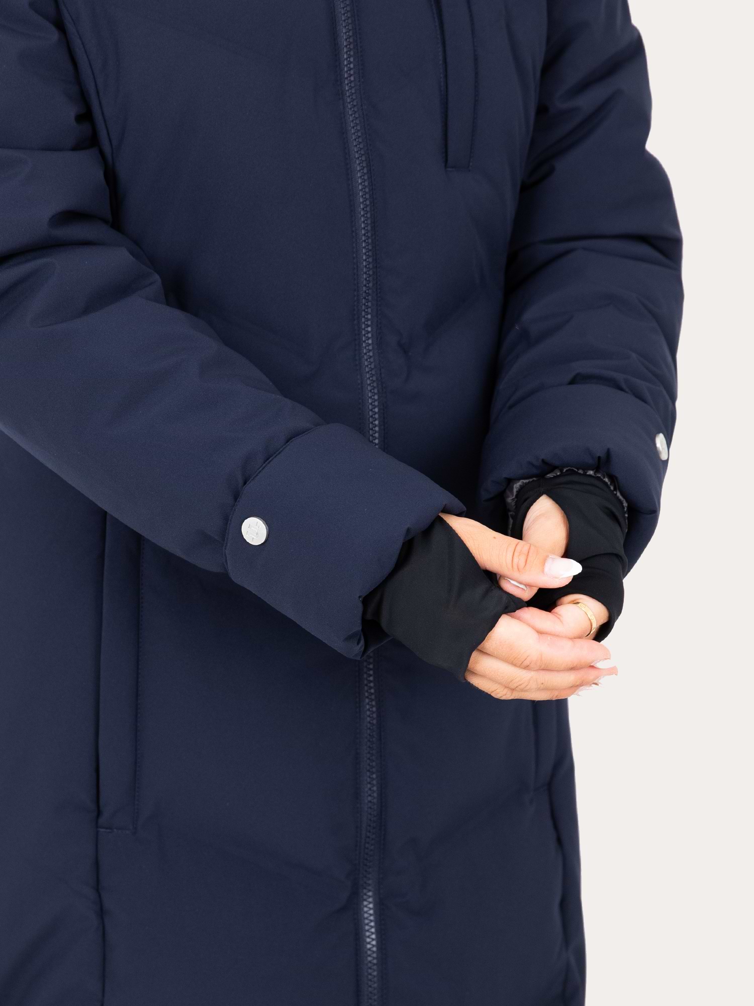 Frost Extended – Extra-Long Winter Coat for Equestrians and Outdoor ...