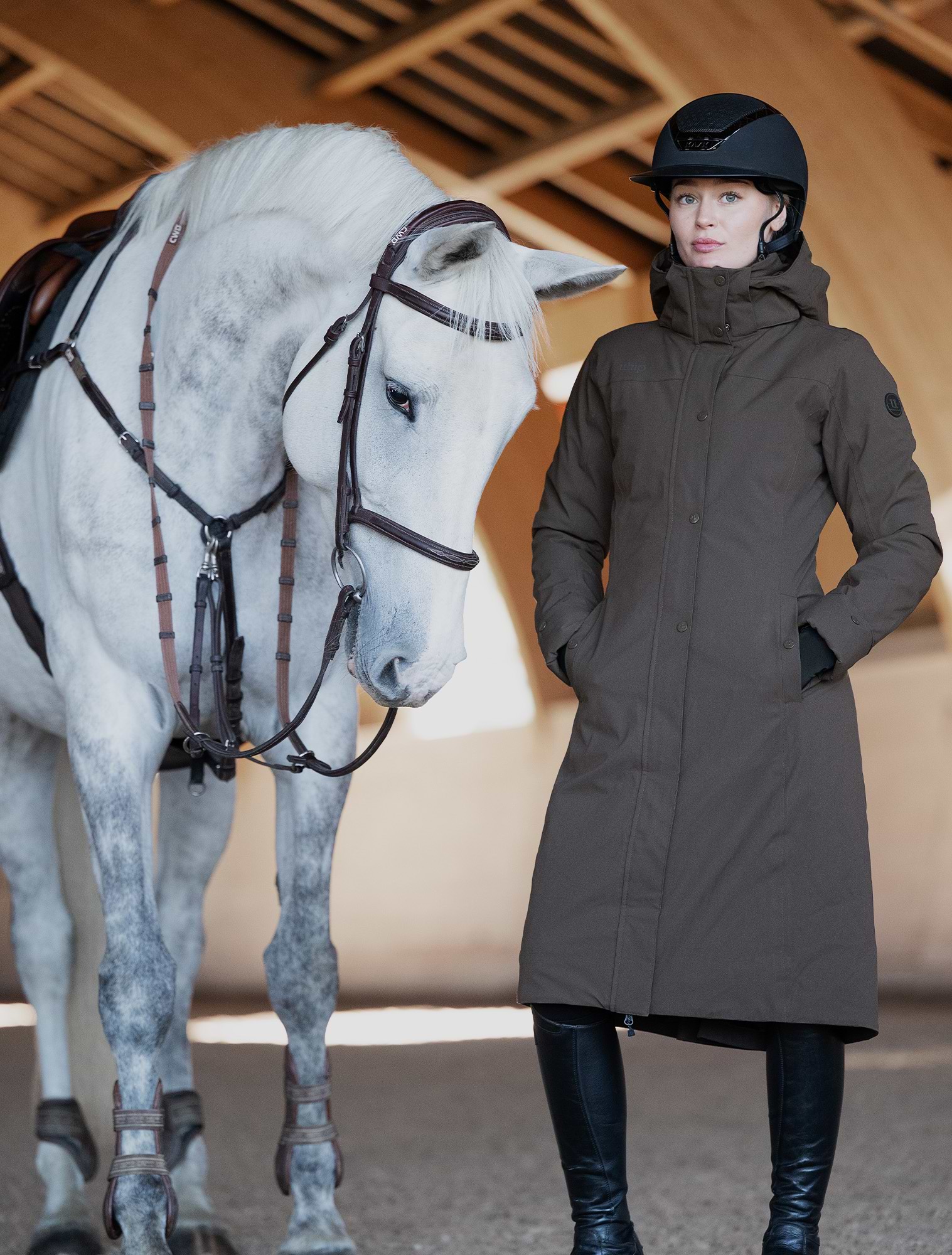 Hailey Winter Coat – Varm och Vattentät vinterridkappa för Aktiva Dagar ...