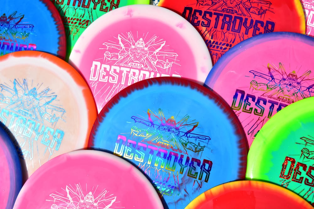 How Many Types of Disc Golf Throws Are There?
