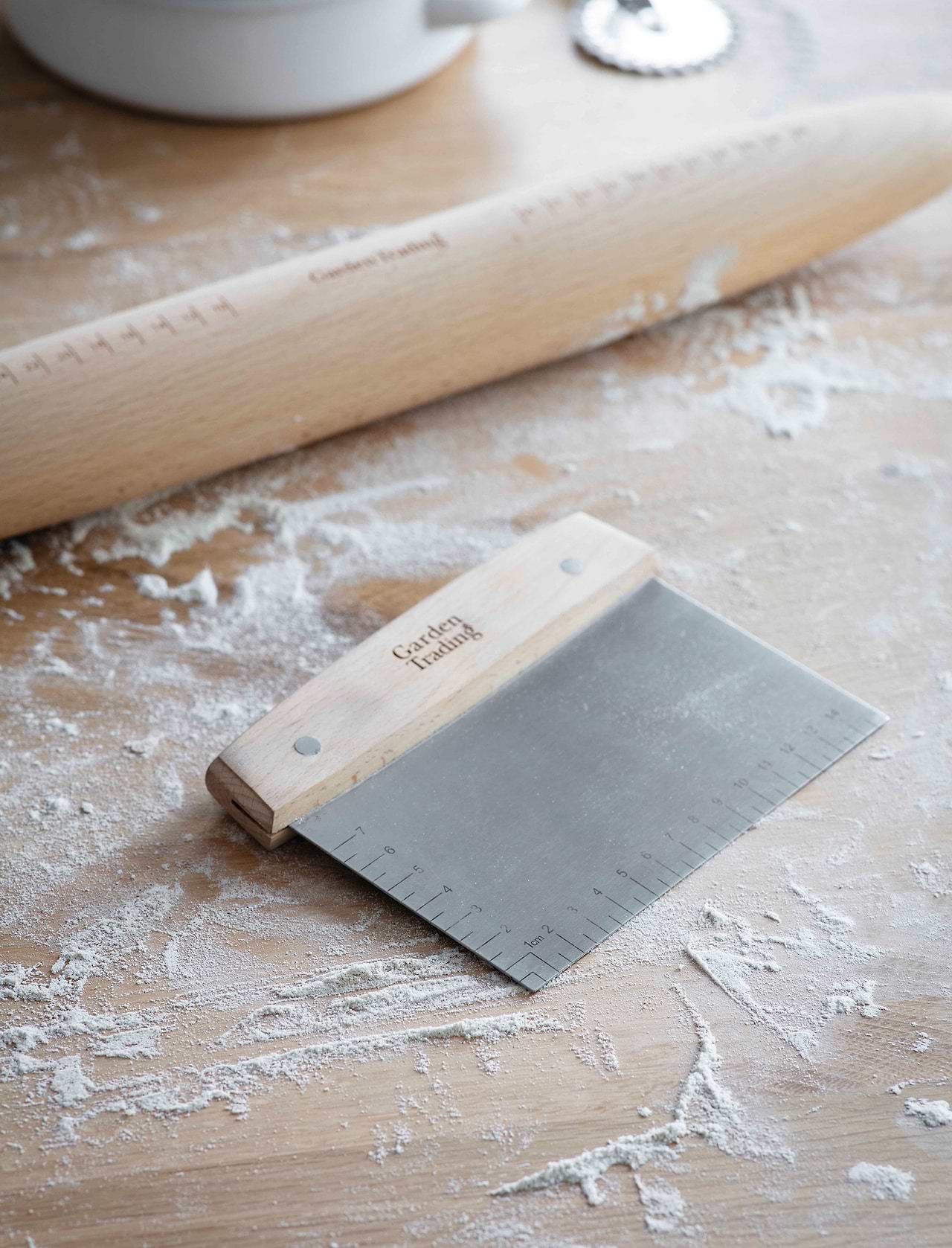 dough scraper uk