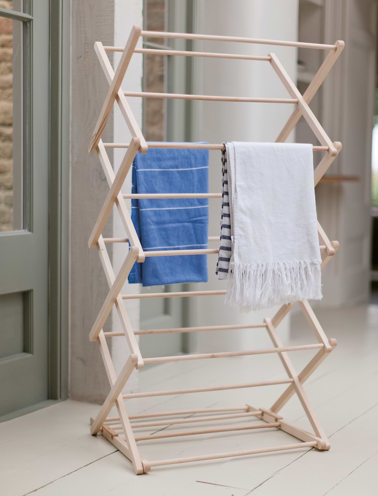 clothes horse