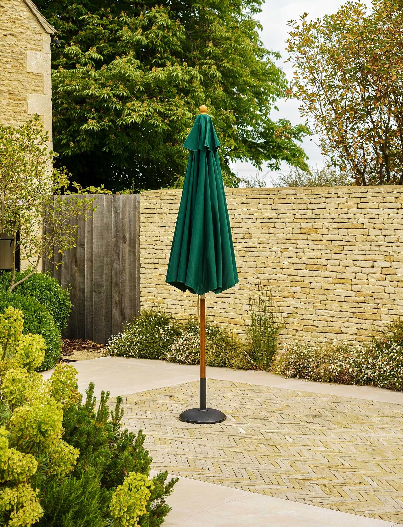 Parasol Solid Wood 3m Green | Garden Trading