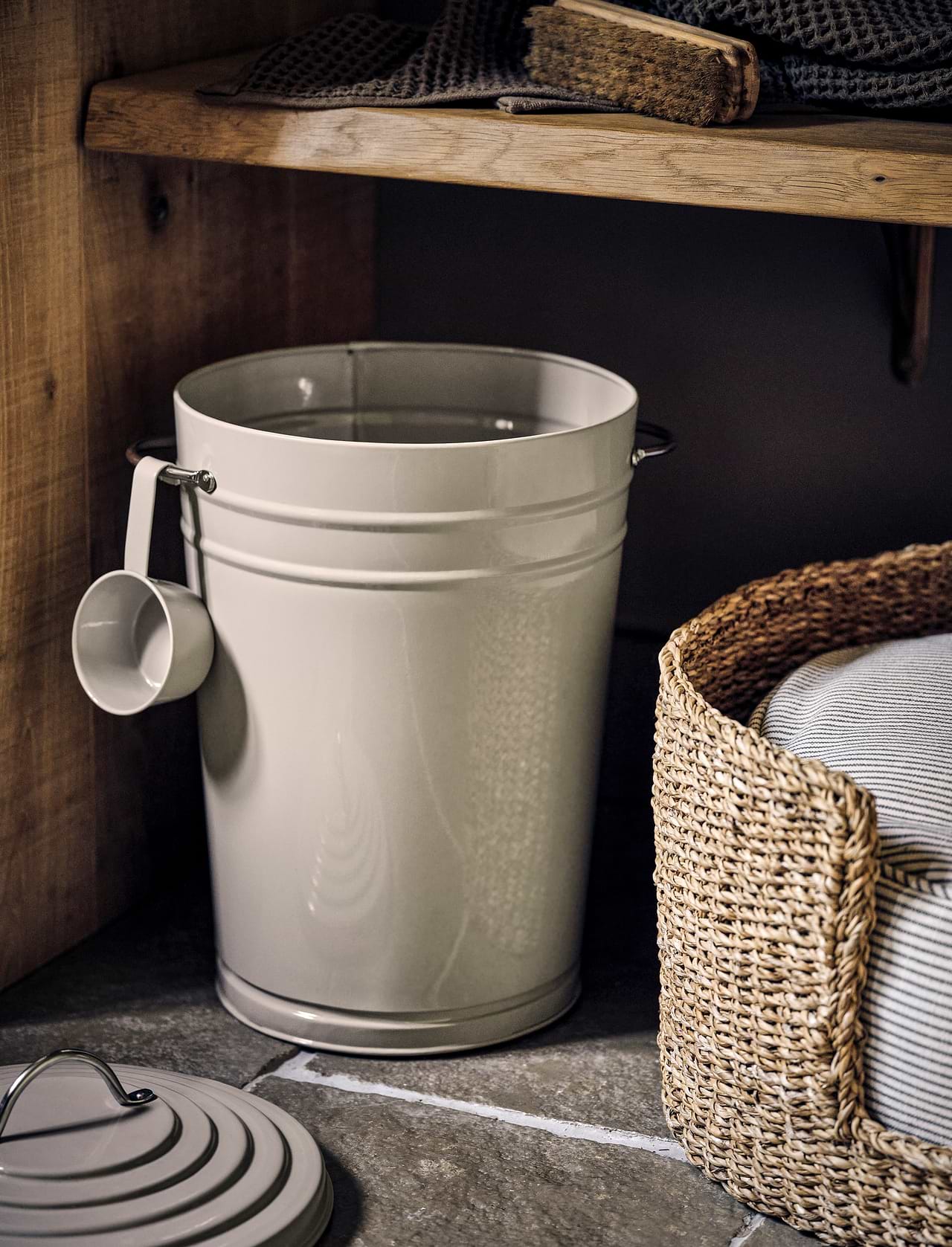 Horsley Pet Food Storage Bin - Steel, Clay, Large