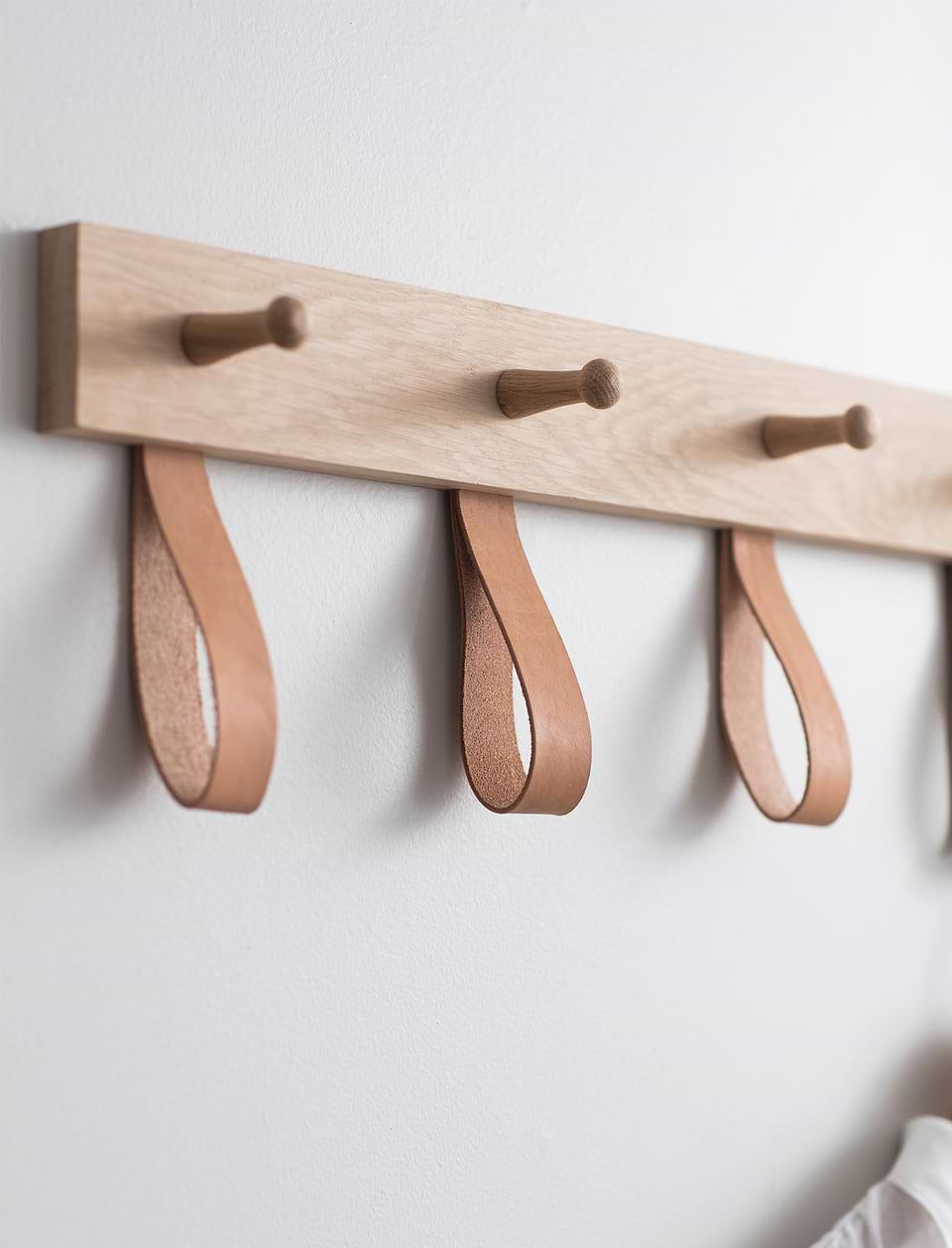 Kelston 5 Peg Rail - Oak Wood, Natural | Garden Trading
